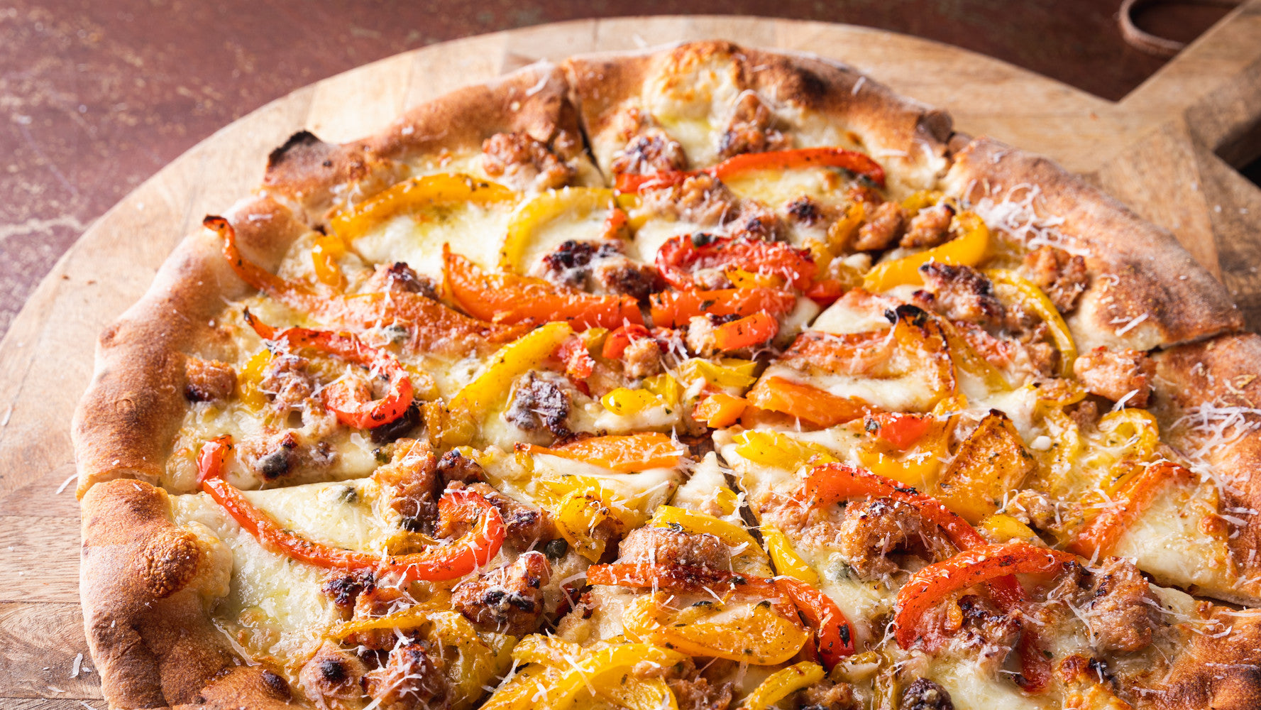 Sausage and Peppers Pizza – Gozney